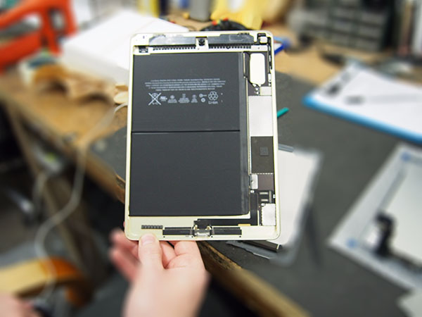 iPad Air 2 Cracked Screen Repair - Gamer-Tech York