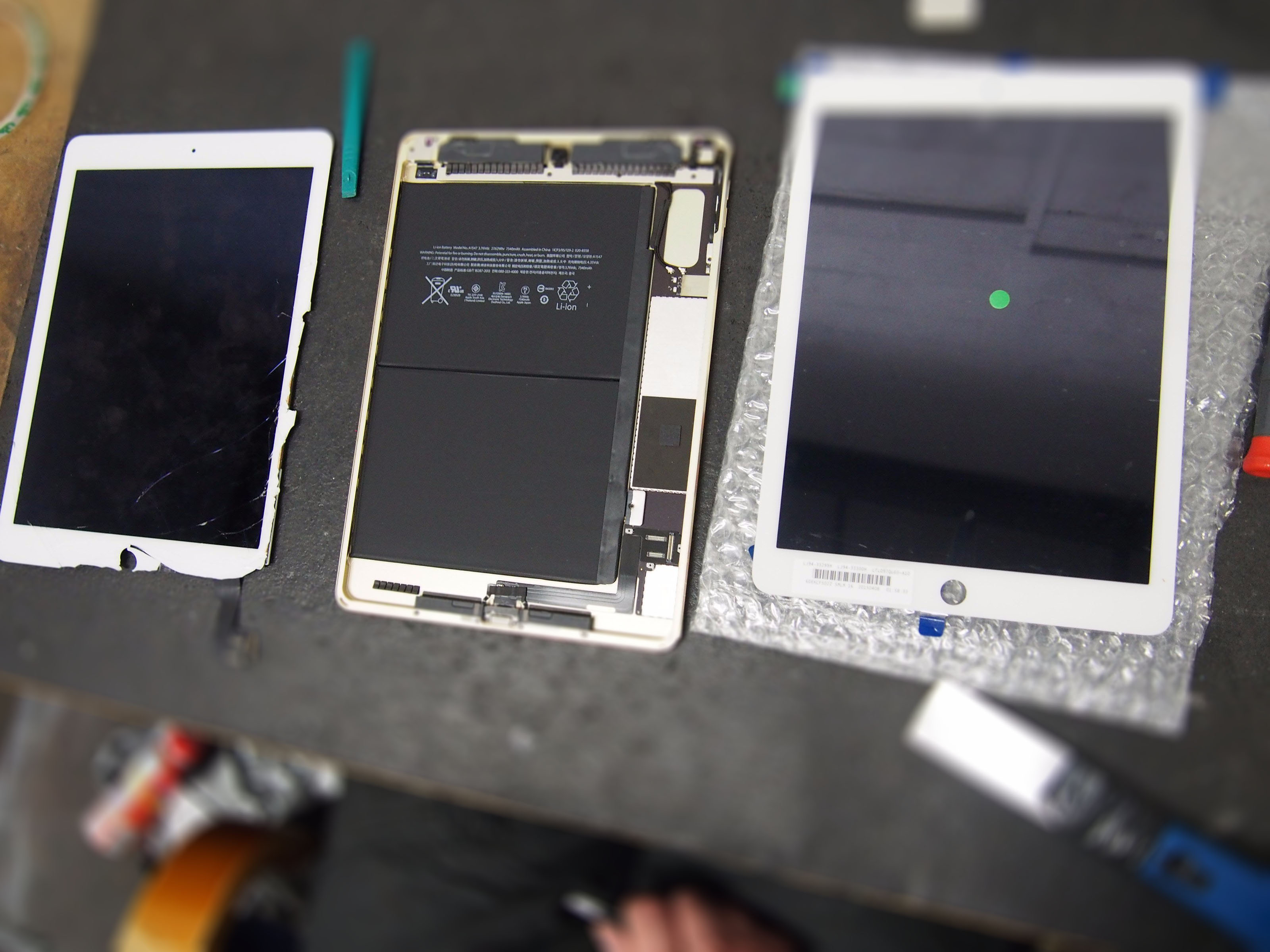 iPad Air 2 Cracked Screen Repair - Gamer-Tech York